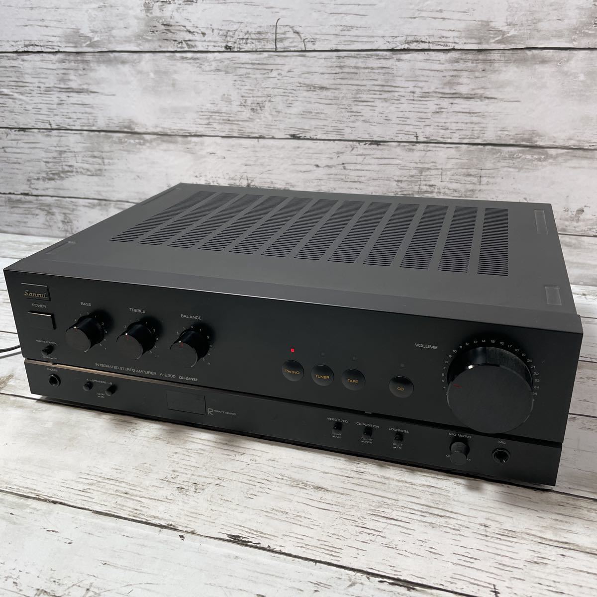 10A SANSUI プリメインアンプ A-E300 通電確認済み サンスイ ステレオアンプ CD DRIVE 山水 アンプ オーディオ機器(サンスイ)｜売買されたオークション情報、yahoo ...