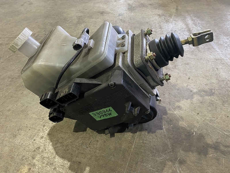 三菱純正 パジェロ V75W ブレーキマスター マスターバック MR977461 14108902(三菱用)｜売買されたオークション情報 ...