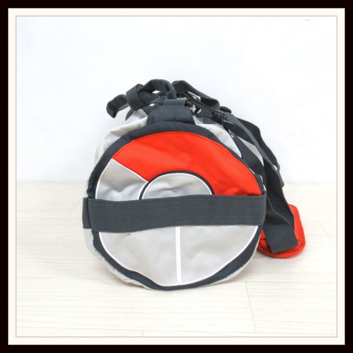 ポケモンセンターオリジナル リーリエが持っているドラムバッグ M3 S2(その他)｜売買されたオークション情報、yahooの商品情報をアーカイブ公開 - オークファン（aucfan.com）