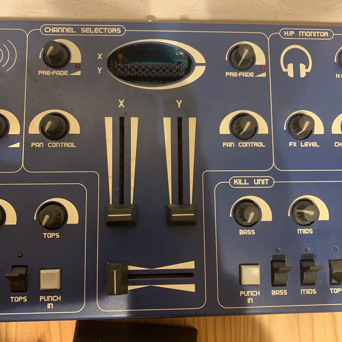 ミキサー BLUE intimidation DJミキサー イギリス製(DJミキサー)｜売買されたオークション情報、yahooの商品情報を ...