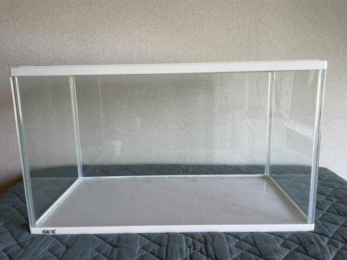 GEX 約50㎝ 水槽 フレーム付 約W50×約D24×約H29 ガラス蓋1枚付 観賞魚用(45cm～)｜売買されたオークション情報、yahooの商品情報をアーカイブ公開 - オークファン ...