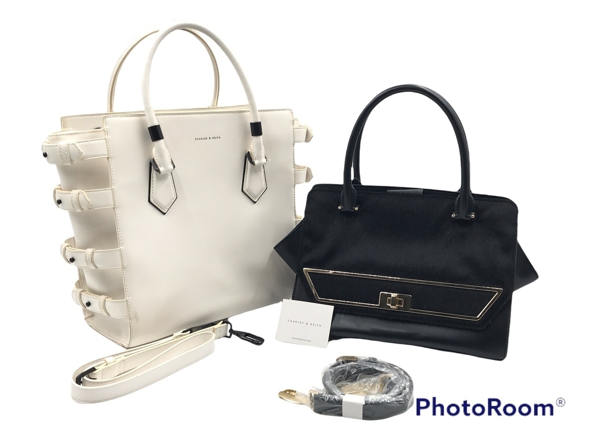 CHARLES&KEITH 2WAYバッグ 2点まとめ ショルダーストラップ付 ブラック ホワイト 鞄 レディース チャールズ＆キース お洒落 可愛い 大人(その他)｜売買されたオークション ...