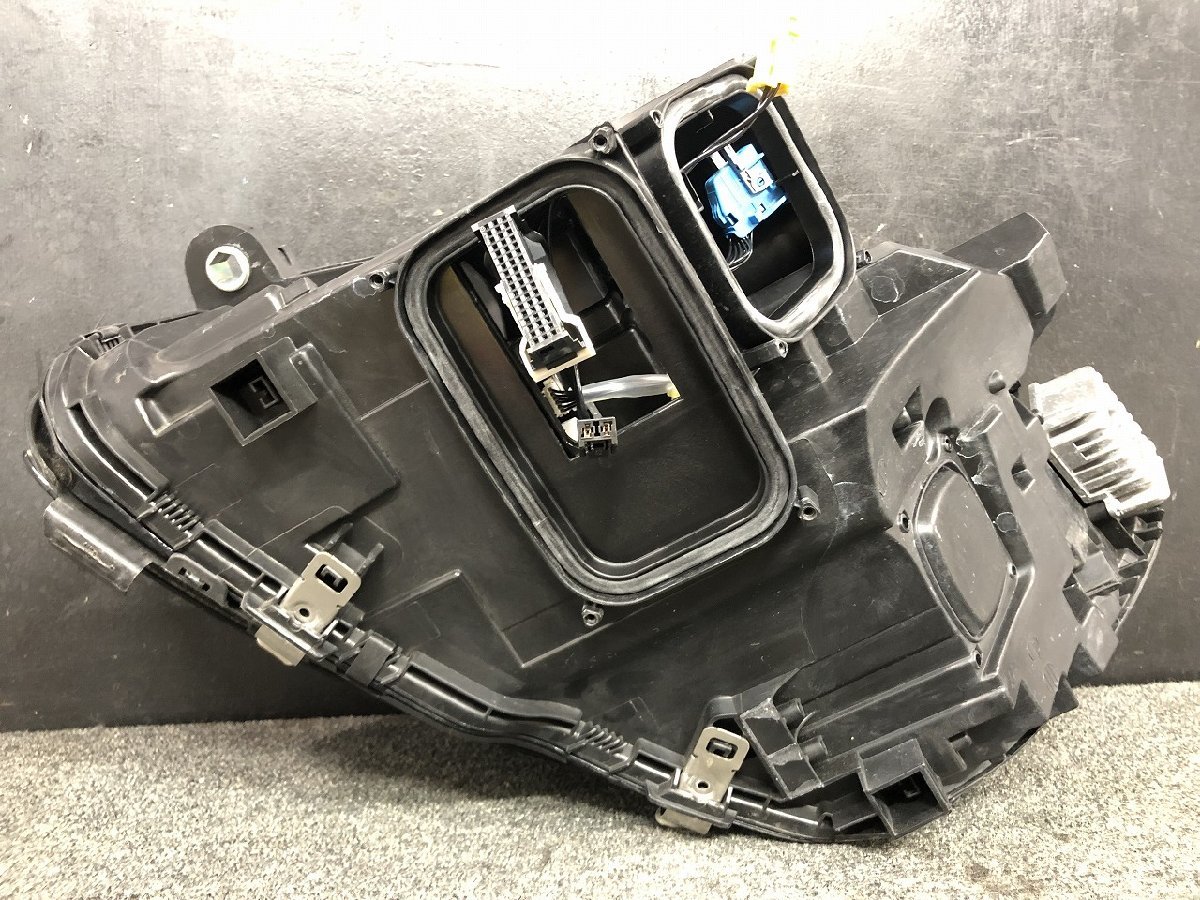Mercedes Benz メルセデスベンツ Cクラス W205 純正 LED ヘッドライト ランプ 右 RH A2058260291 ...