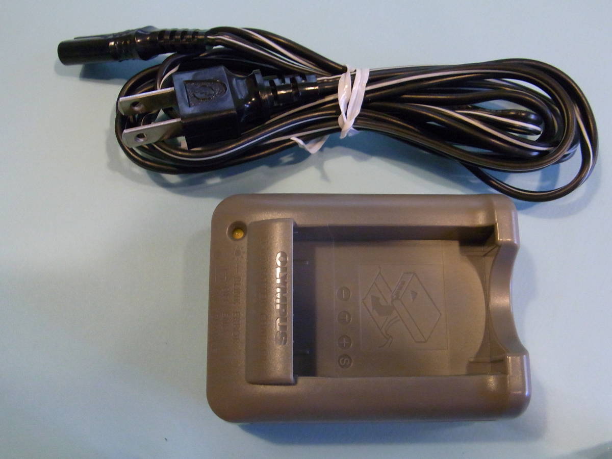 BCS-5 充電器の値段と価格推移は？｜53件の売買情報を集計したBCS-5 充電器の価格や価値の推移データを公開