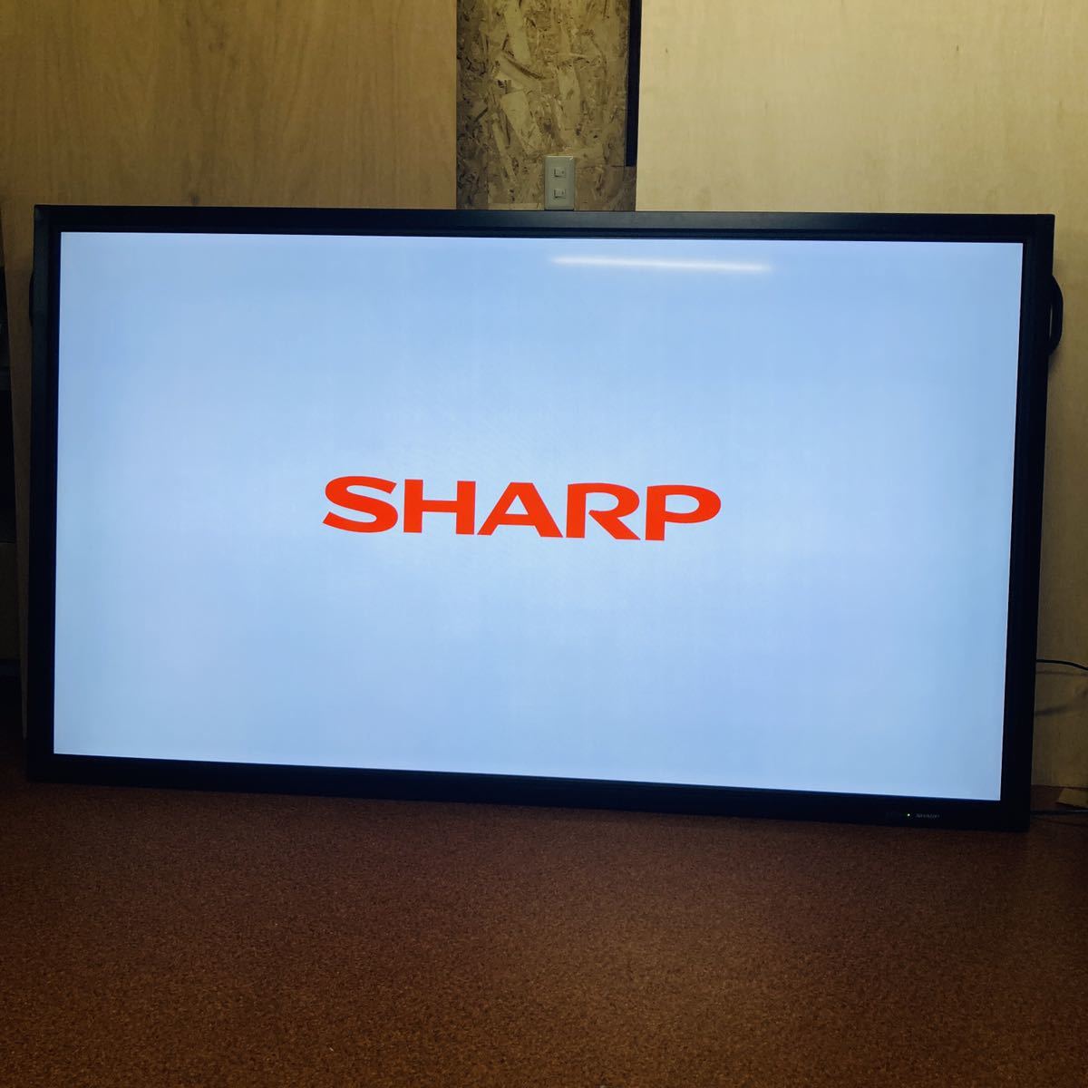 シャープ SHARP 80V型 PN-E802 インフォメーションディスプレイ フルハイビジョン モニター テレビ スピーカー内蔵(24インチ～)｜売買されたオークション情報、yahooの商品 ...