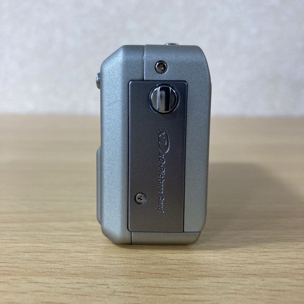FUJIFILM 富士フィルム Fine Pix F700 DIGITAL CAMERA NO.33117417 レンズ SUPER EBC ...