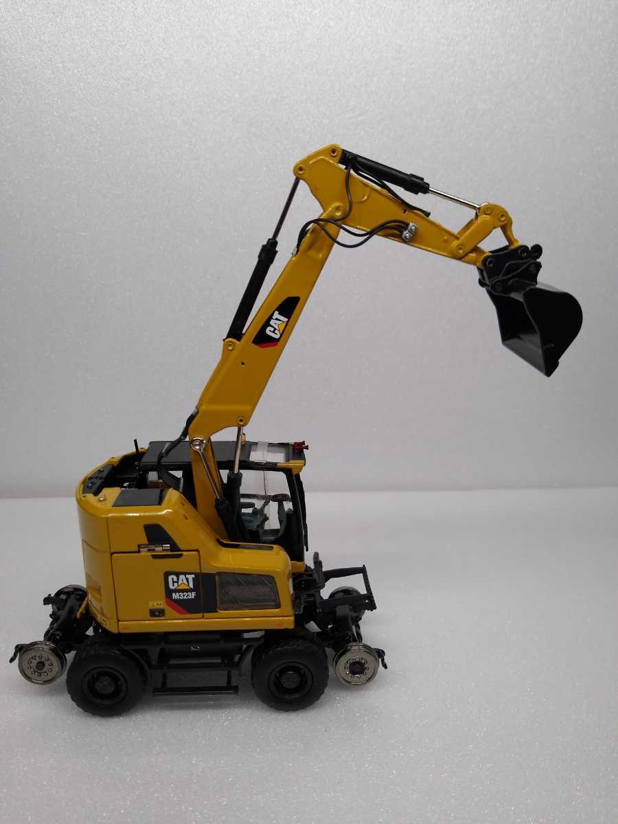 キャタピラー ダイキャスト マスター 1/50 ハイラインシリーズ CAT M323 F レイルロード ホイール 油圧ショベル DIECAST ...