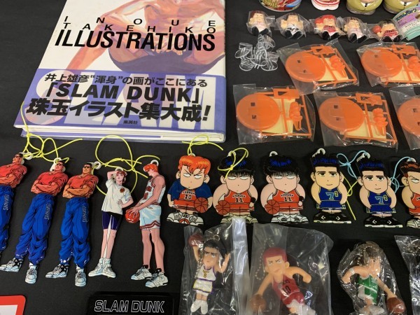 B2-928 スラムダンク グッズ まとめてセット スラムバンク 貯金箱 マスコット人形 指人形 キーチェーン 等 多数 当時物(スラムダンク)｜売買されたオークション情報、yahooの商品 ...