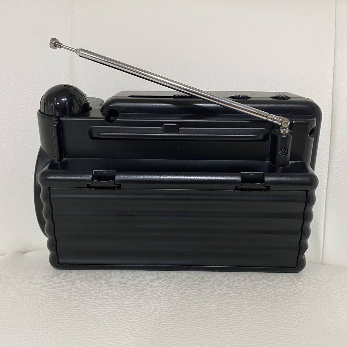 CASIO AV-100 LCD COLOR TV FM/AM 2BAND RADIO CLOCK TELEVISION ラジオクロックテレビ ...