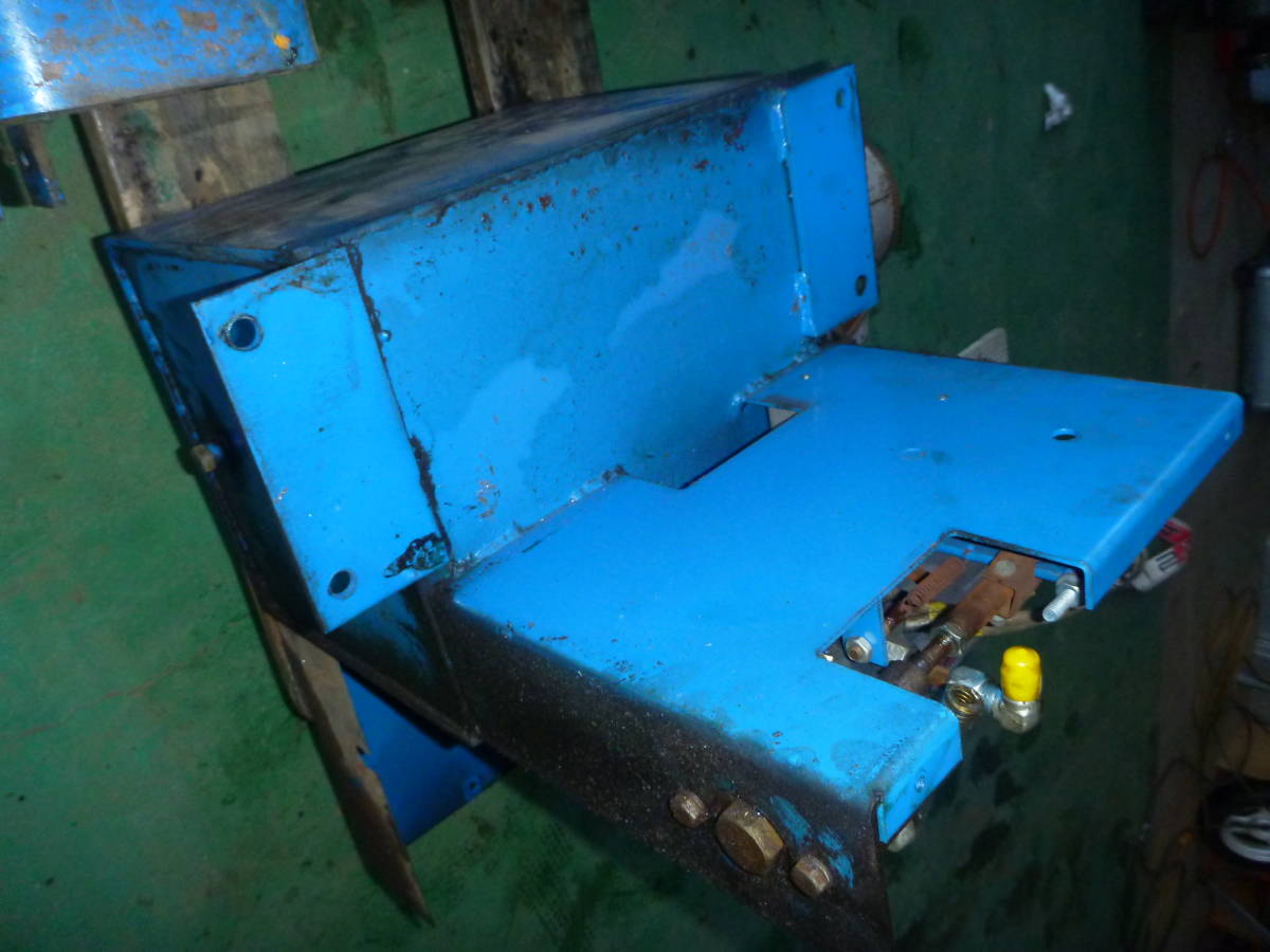 2柱リフト部品 油圧ポンプ モーター コントロールバルブ 油圧タンク 三相200V ビシャモン SP-2500 格安 全国発送可能(その他)｜売買されたオークション情報、yahooの商品情報を ...