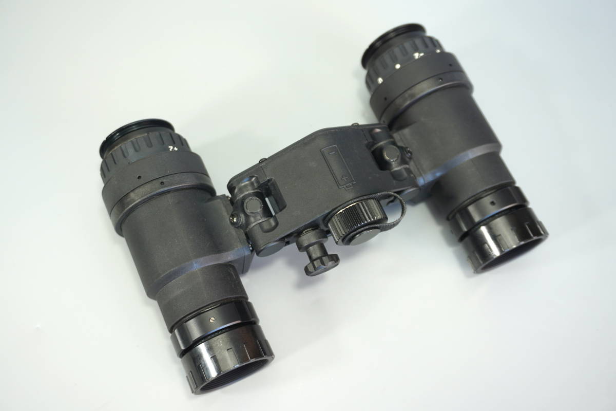 ACTinBlack Night Vision Systems DTNVG Photonis Echo 白発光色 Trijicon ...