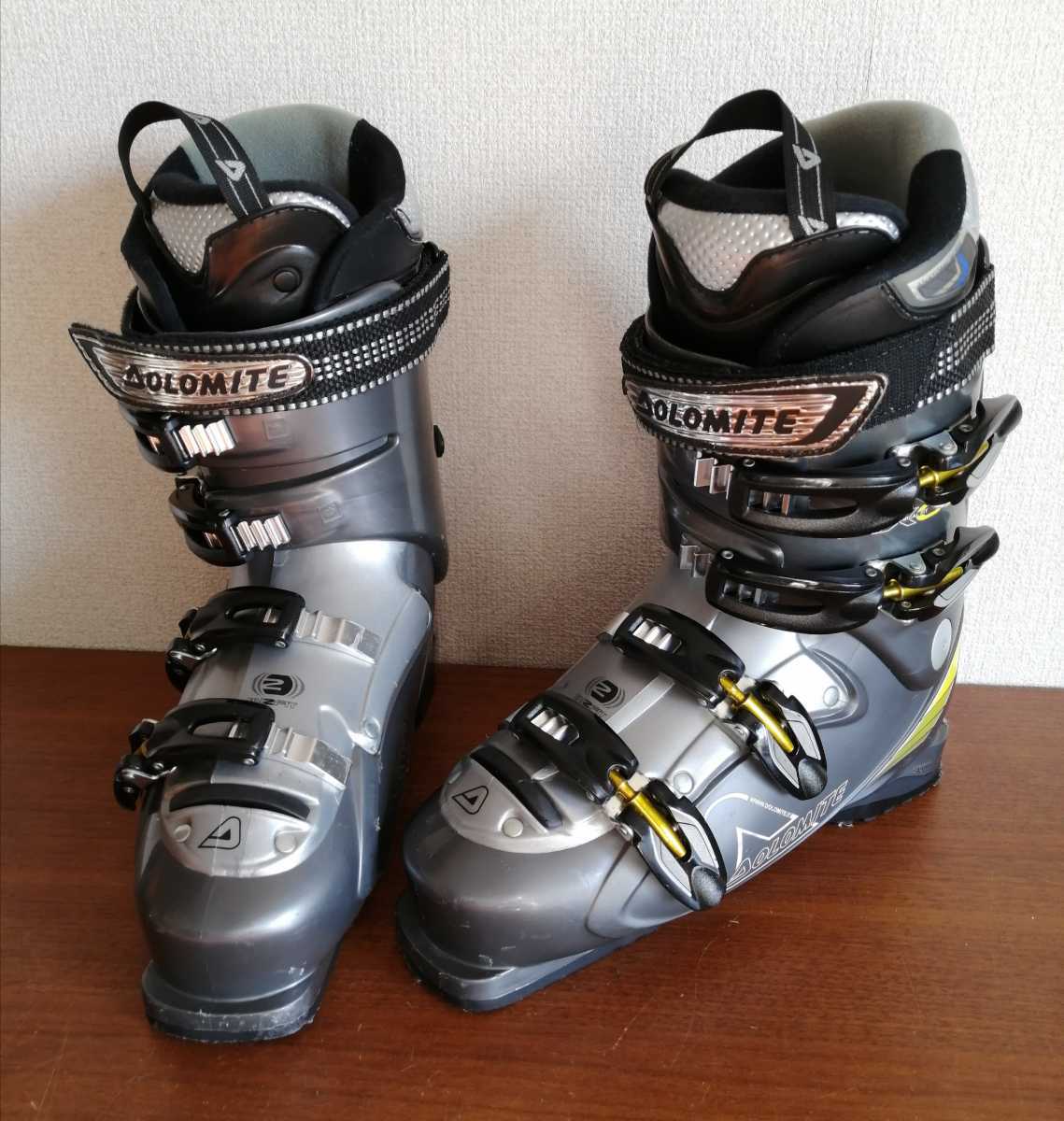 DOLOMITE AX03 スキー ブーツ 27-27.5cm 316mm ドロミテ(27.5cm)｜売買されたオークション情報、yahooの商品情報をアーカイブ公開 - オークファン ...