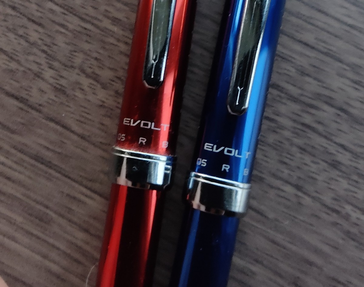 PILOT JAPAN EVOLT 多機能筆記具 シャーペン ボールペン 龍谷大学(複合筆記具)｜売買されたオークション情報、yahooの商品 ...