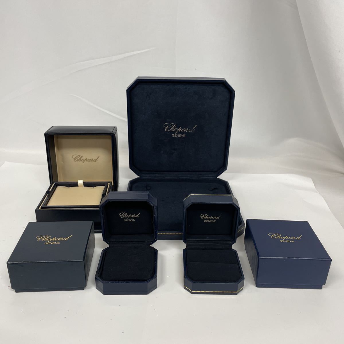 ショパール ジュエリーケース 箱 BOX Chopard チャーム リング ピアス ネックレス 空箱(その他)｜売買されたオークション情報 ...