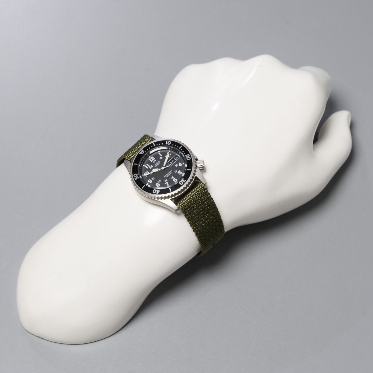 TG0616：CASIO/カシオ MD-707 ダイバーウォッチ クオーツ 腕時計 デイデイト 稼働品(その他)｜売買されたオークション情報 ...