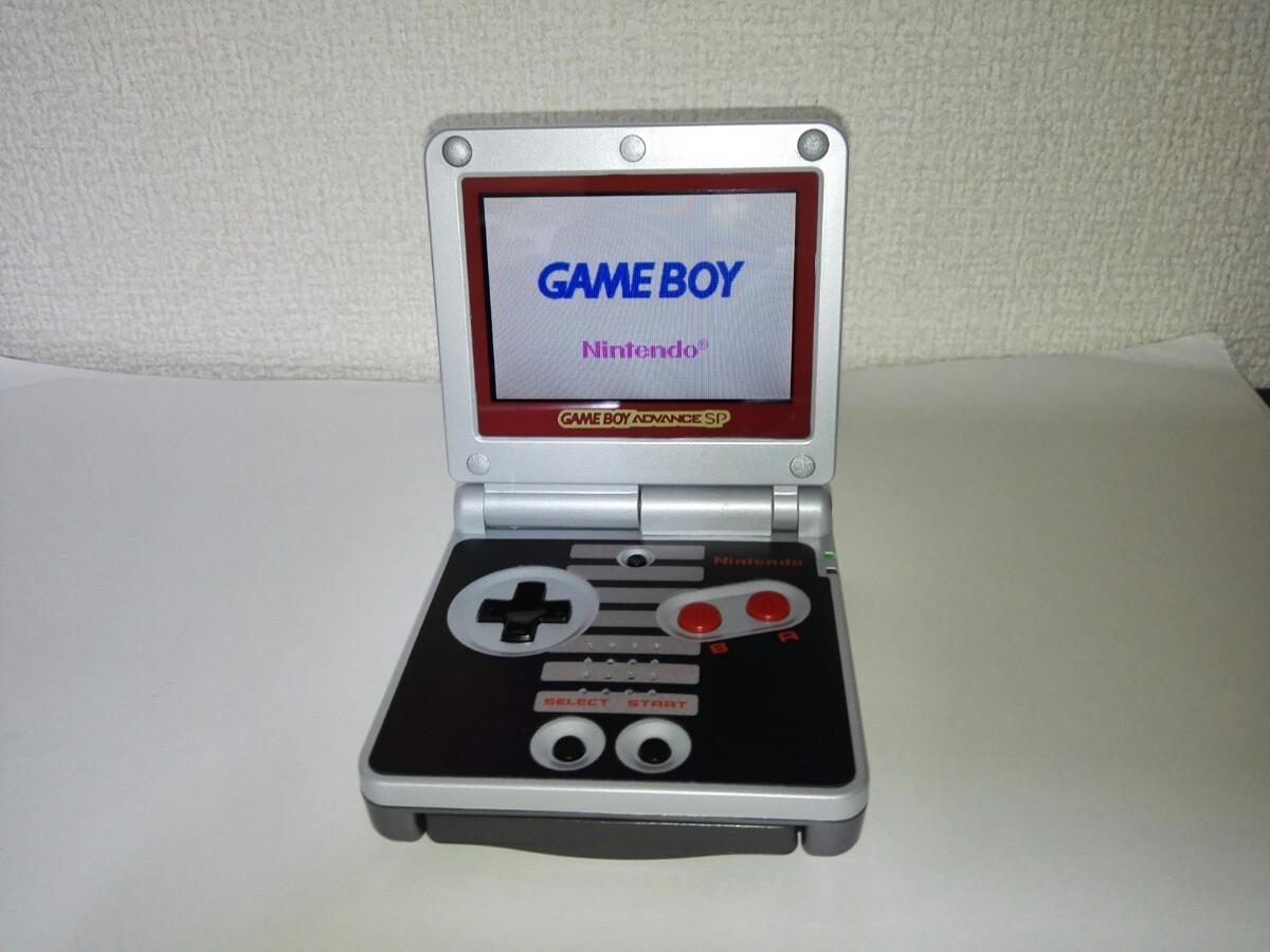 GBA SP ゲームボーイアドバンスSP 本体&充電器 AGS-001 AGS-002 IPSバックライト液晶 NES風カスタム品 GAMEBOY ADVANCE SP NES(本体)｜売買さ ...