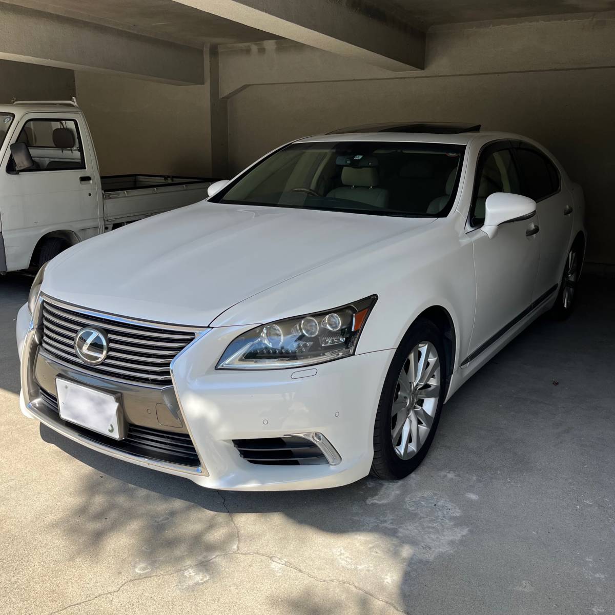 LEXUS LS460 後期 パール 個人出品 車検R5年11月23日ま 乗って帰れます 落札金額のみ(LS)｜売買されたオークション情報、yahooの商品情報をアーカイブ公開 ...