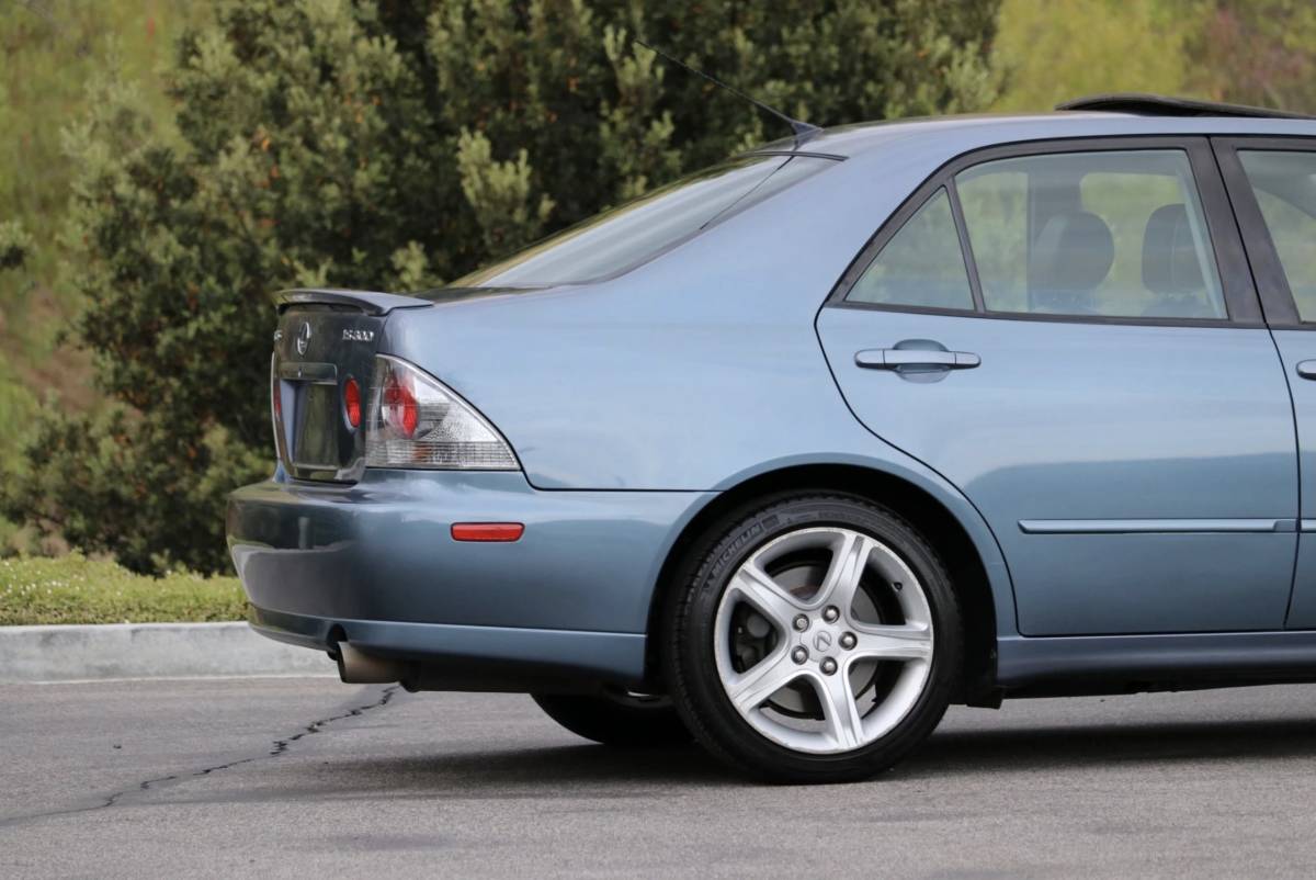 USレクサス純正 01-05 LEXUS IS300 リア サイドマーカー左右 USDM北米JDM SportsCross GITA ...