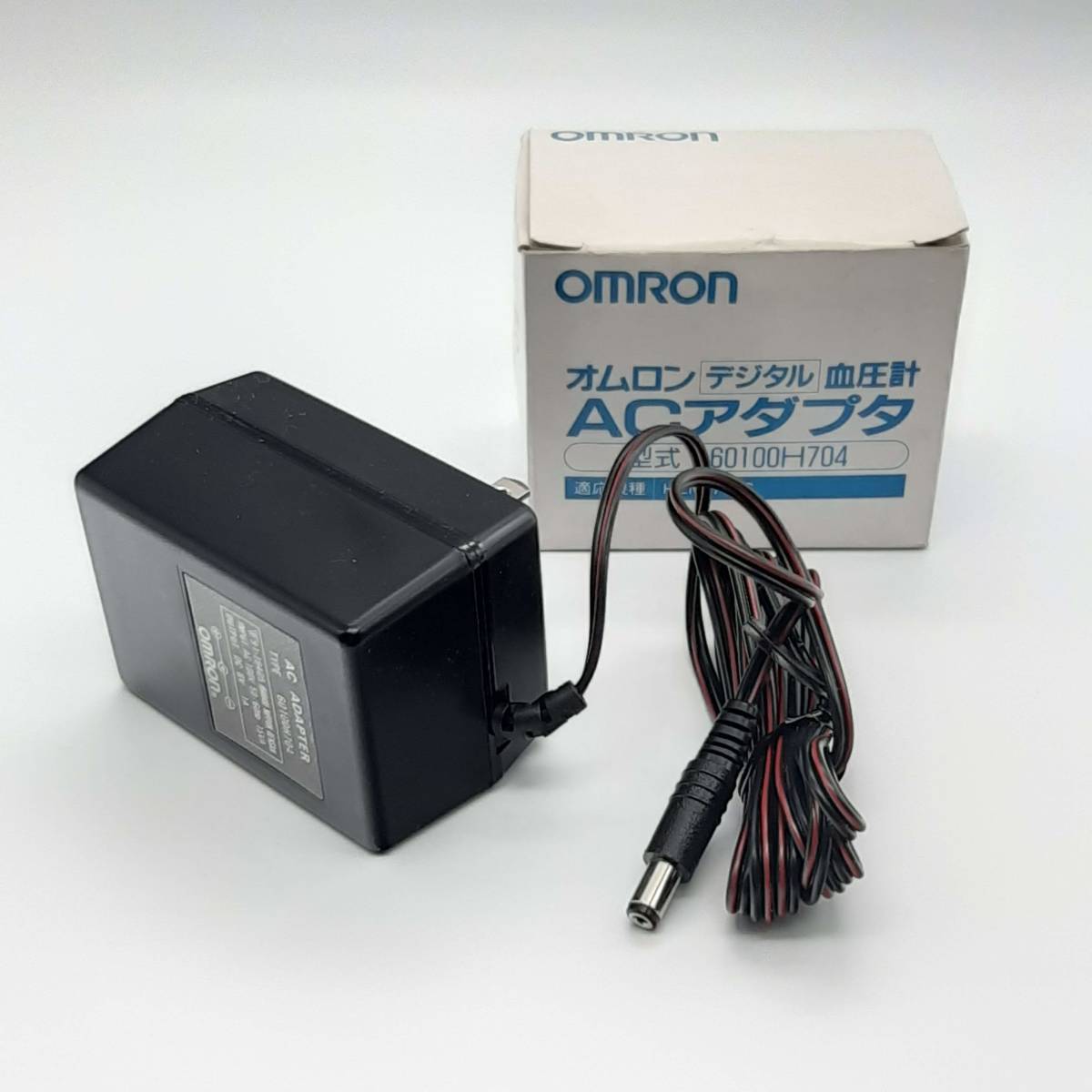 オムロン デジタル血圧計 ACアダプタ 60100H704 適応機種：HEM-704C(血圧計)｜売買されたオークション情報、yahooの商品 ...