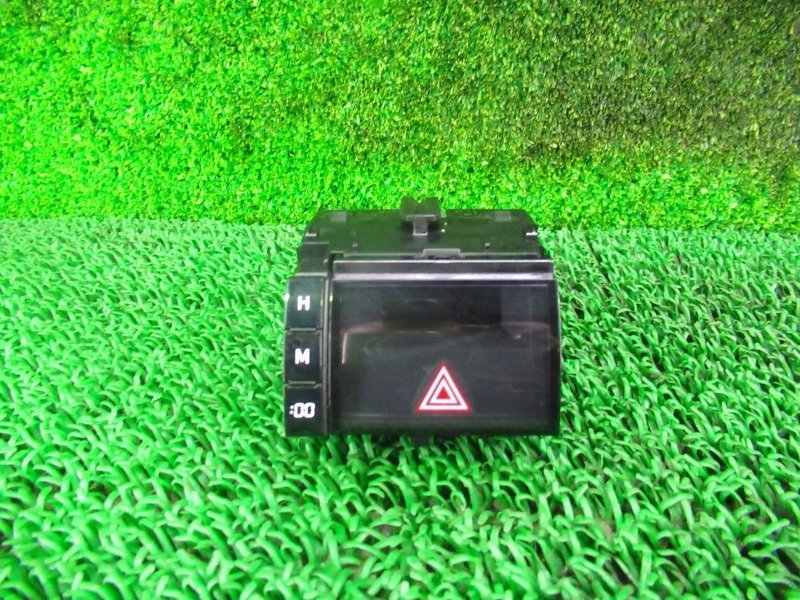 トヨタ ハリアー ZSU60 プレミアム 純正 クロック 時計 デジタル 83910-48091(トヨタ用)｜売買されたオークション情報 ...