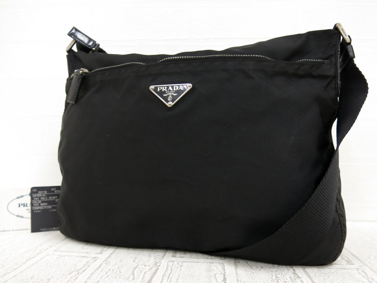PRADA プラダ メンズ ナイロン カーフ レザー 本革 ショルダー バッグ ブラック シルバー金具 イタリア製 斜め掛け A3933(ショルダーバッグ)｜売買されたオークション情報 ...