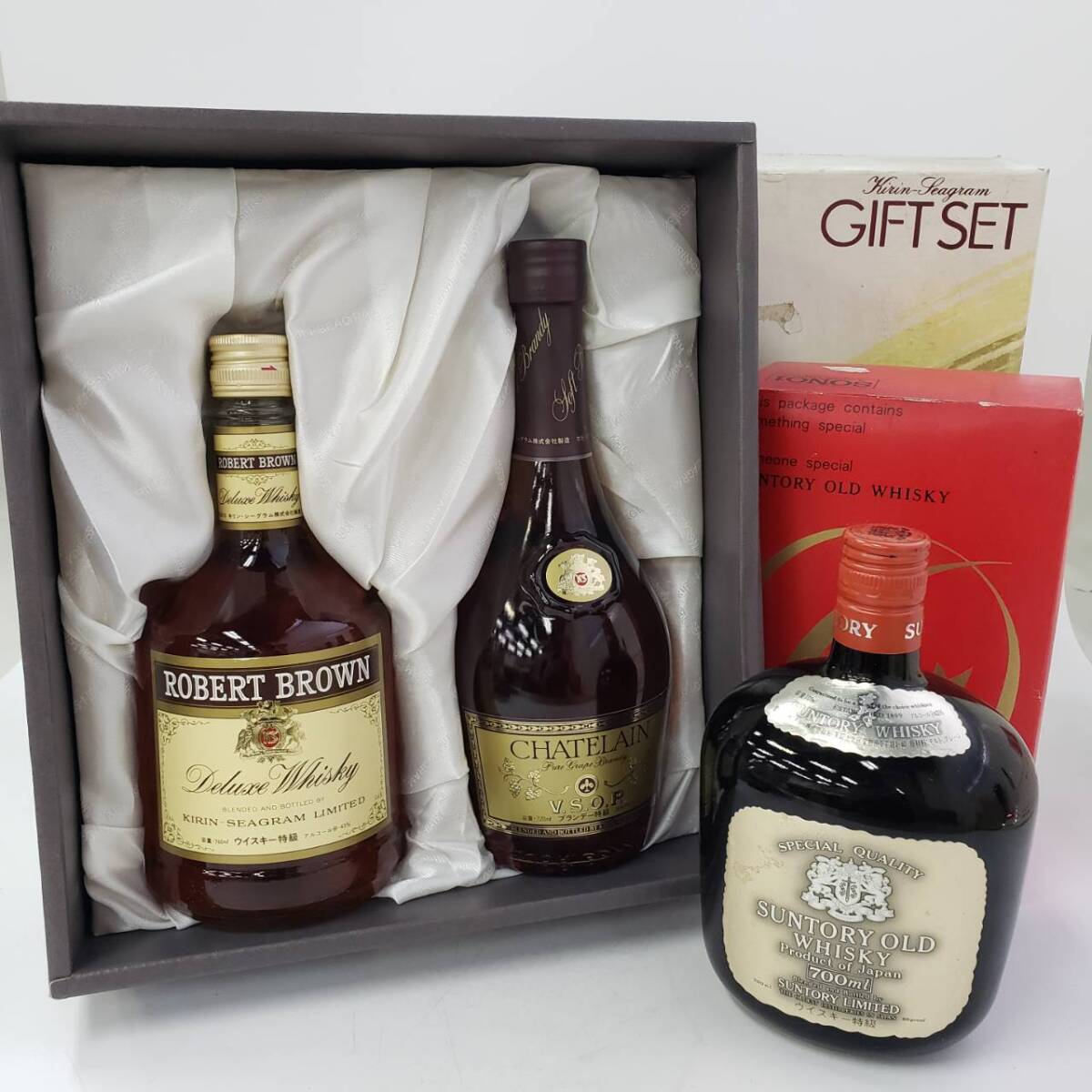 M11012 054 -608/TM3000 酒 同梱不可 3本まとめ ROBERT BROWN Deluxe Whisky/CHATELAIN V.S.O.P./SUNTORY WHISKY ...