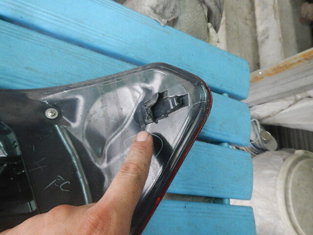 G36984 NZE 161 16 カローラ アクシオ 後期 純正 左 テール ランプ ライト コイト 12-598 Corolla Axio ...