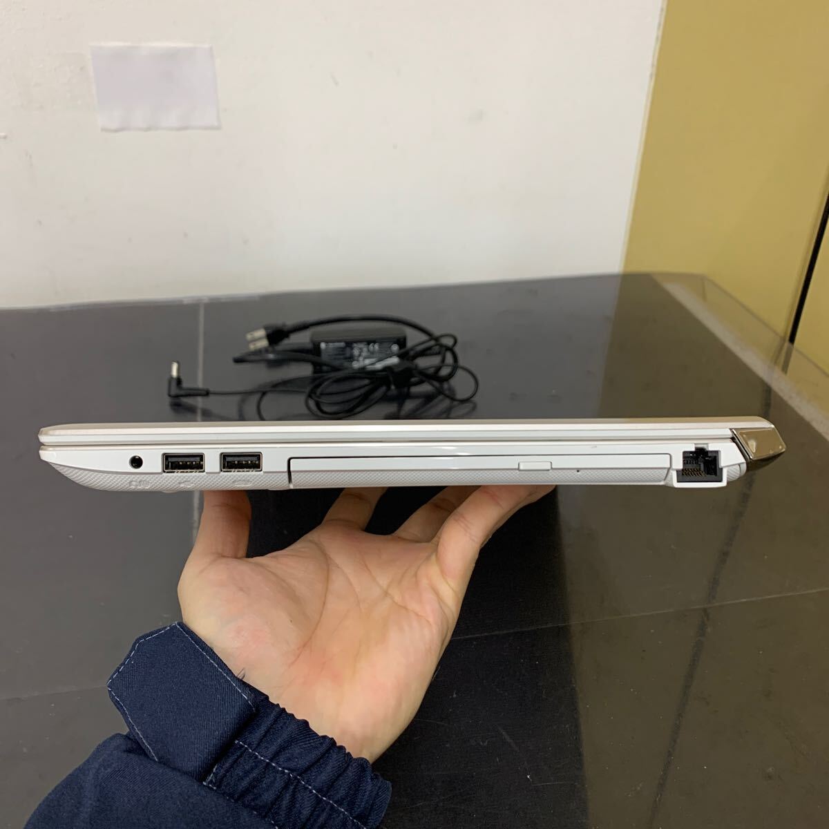 111834.P1E6MNBG. TOSHIBA.dynabook P1-E6MN-BG. i5-10210U.メモリ 8GB.SSD ...