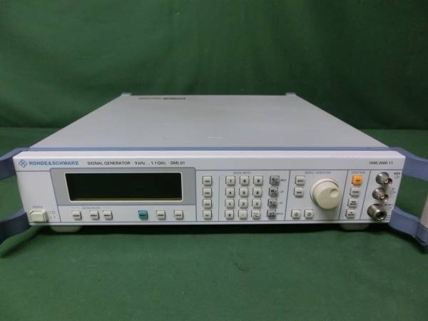 Rohde&Schwarz SML01 1.1GHz SIGNAL GENERATOR 信号発生器(その他)｜売買されたオークション情報 ...