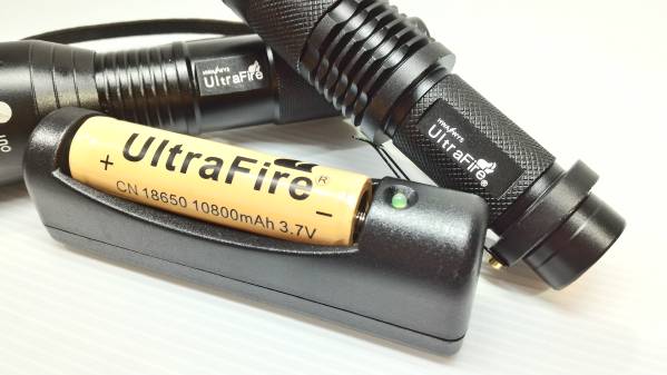 UltraFire CREE最新LED XM-L2 堂々の2500lm 2本セット 7(ハンディライト、懐中電灯)｜売買されたオークション情報 ...