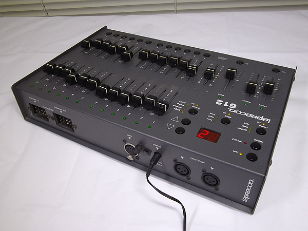 舞台照明演出 Leprecon LP-612 調光コントローラー 調光卓 レプリコン 12ch DMX(レコーディング、PA機器)｜売買された ...