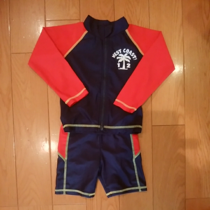 男の子 水着 ラッシュガード セット 95(100（95～104cm）)｜売買されたオークション情報、yahooの商品情報をアーカイブ公開 - オークファン（aucfan.com）