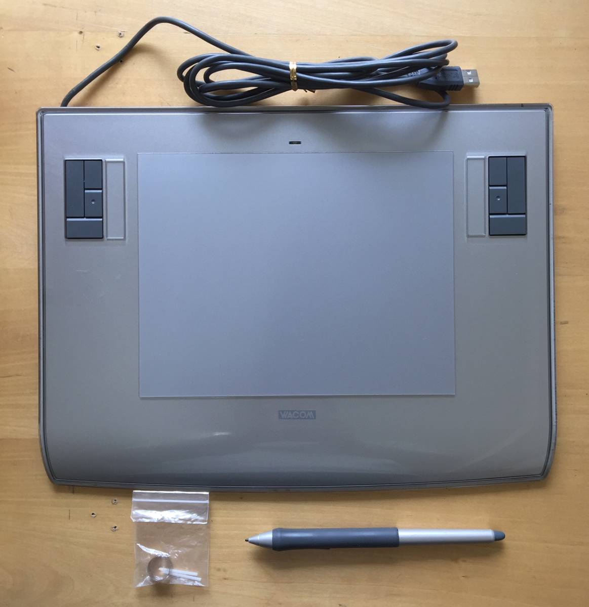 WACOM INTUOS3＆BAMBOO セット(タブレット)｜売買されたオークション情報、yahooの商品情報をアーカイブ公開 ...