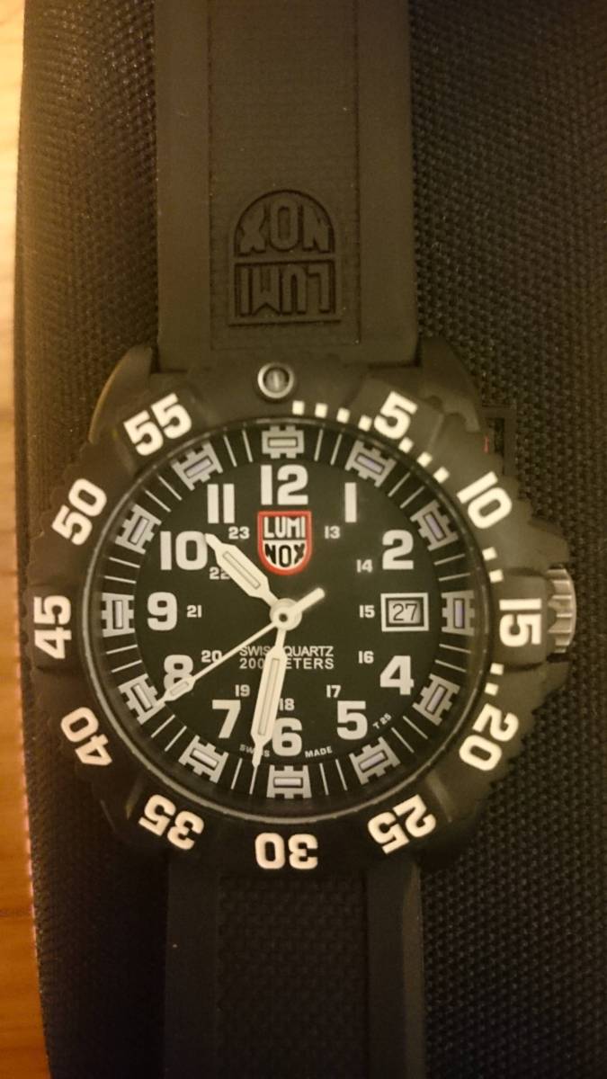 ルミノックス LUMINOX ネイビーシールズ カラーマーク シリーズT25表記 ミリタリー 3051 メンズ(ネイビーシールダイブウォッチ ...