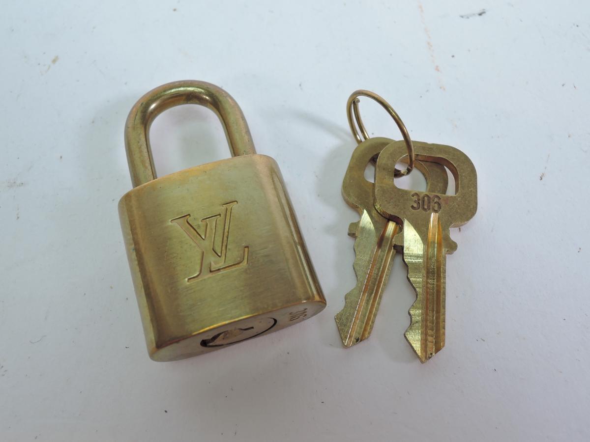 LOUIS VUITTON ルイヴィトン 小物 パドロック キー セット 306 GP ゴールド N2116(ルイ・ヴィトン)｜売買された ...
