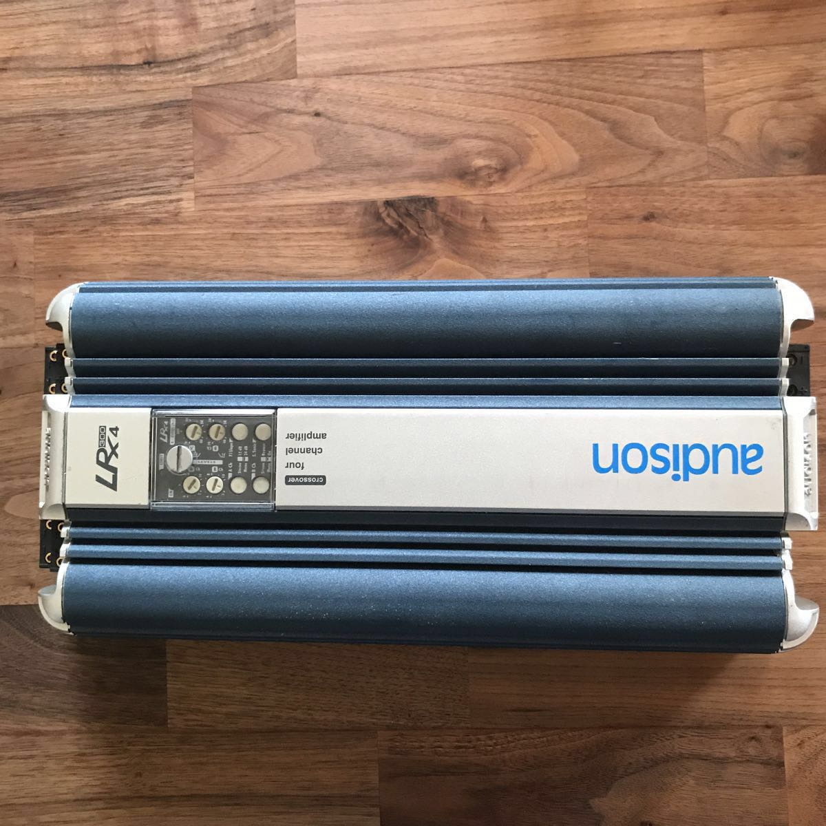 オーディソン audison 4chアンプ LRx4.300 ジャンク(アンプ)｜売買されたオークション情報、yahooの商品情報をアーカイブ ...