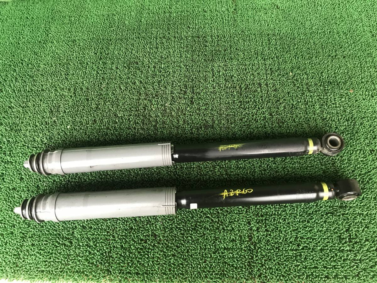 ノア/ヴォクシー AZR60G 純正リアショックアブソーバー左右(ショックアブソーバー)｜売買されたオークション情報、yahooの商品情報を ...
