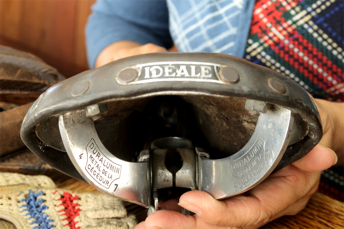 SUPER RARE IDEALE 60 RECORD イデアル 軽合ベース革レザーサドル 1960年代 PEUGEOT PX10 ALEX SiNGER RENE HERSE HELYETT ...