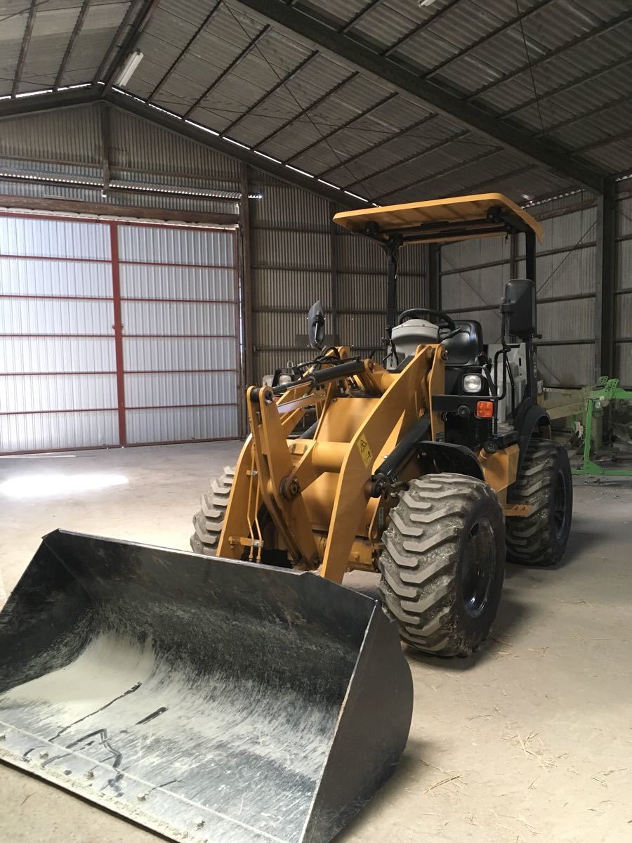 CAT 902C2 140時間 平成28年式 屋内保管 極上 即戦力 全国陸送(建設機械、重機)｜売買されたオークション情報、yahooの商品情報をアーカイブ公開 - オークファン ...