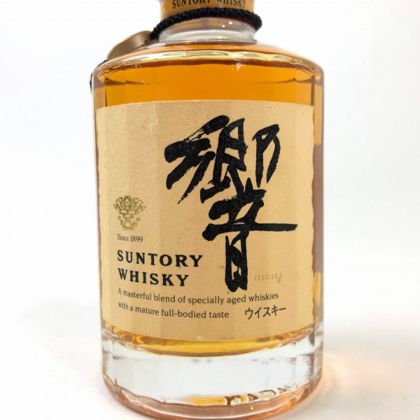 SUNTORY サントリー 響 HIBIKI 旧ラベル 金キャップ 裏ゴールドラベル 180ml(日本)｜売買されたオークション情報、yahooの商品情報をアーカイブ公開 - オークファン ...