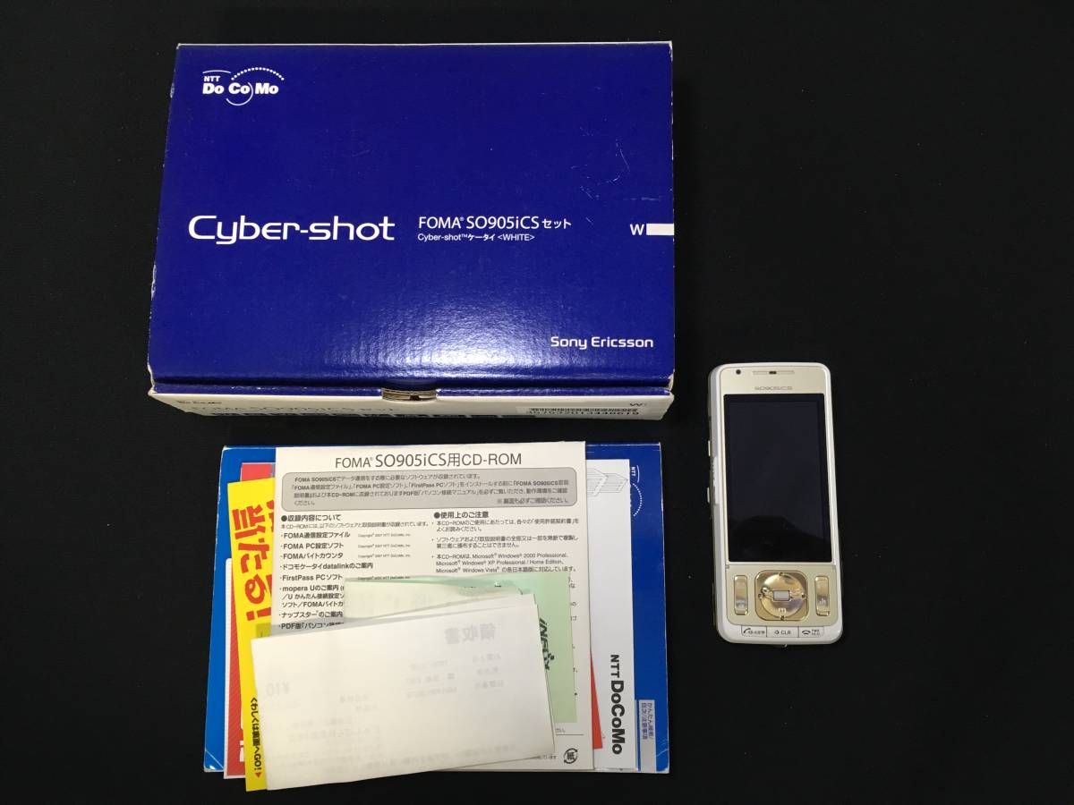 DoCoMo ドコモ FOMA Cyber-shot SO905iCS ホワイト(携帯電話)｜売買されたオークション情報、yahooの商品情報 ...