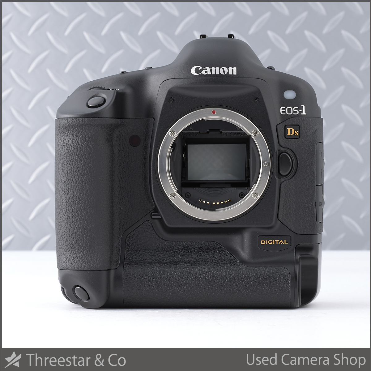 1円 CANON EOS-1Ds ボディほぼ 品 オススメ コレクション向け(キヤノン)｜売買されたオークション情報、yahooの商品情報をアーカイブ公開 - オークファン（aucfan.com）