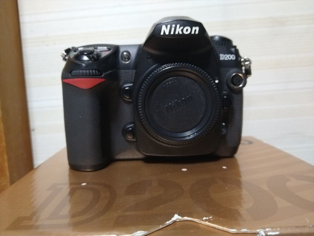 Nikon D200 ニコン(ニコン)｜売買されたオークション情報、yahooの商品情報をアーカイブ公開 - オークファン（aucfan.com）