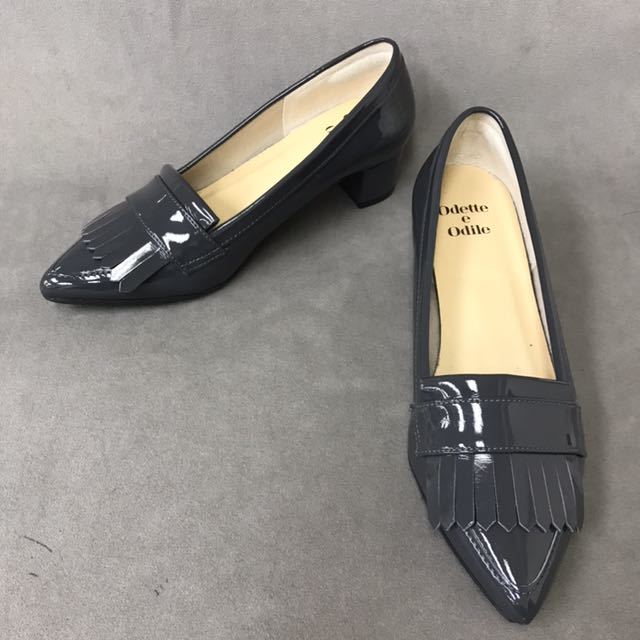 良品 Odette e Odile NG54-R エナメルフリンジパンプス オデッドエオディール 22.5cm グレー ポインテッドトゥ(その ...