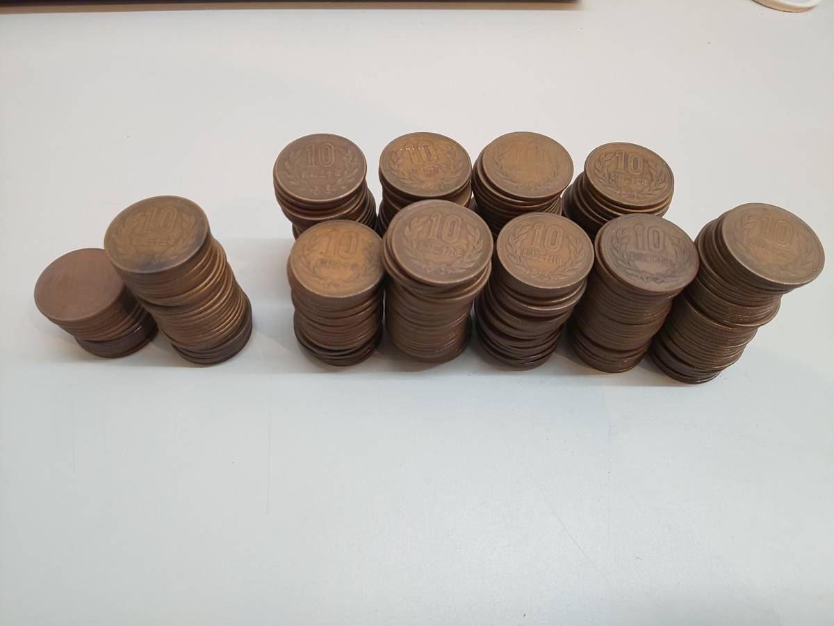 2641A ギザ10円 大量セット 315枚 各年代有 大注目(10円)｜売買されたオークション情報、yahooの商品情報をアーカイブ公開 ...