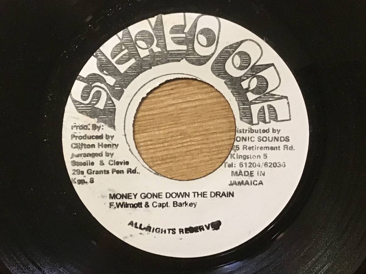 MONEY GONE DOWN THE DRAIN F. Wilmott & Capt. Barkey VERSION レゲー 7インチ ...