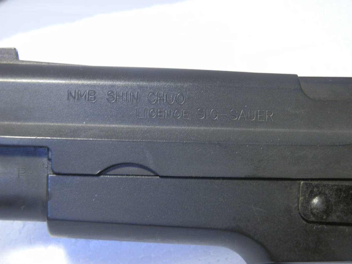 重厚感 9mm拳銃 NMB SHIN CHUO LICENCE SIG-SAUER MFG. TANAKA WORKS 1983.11 ...