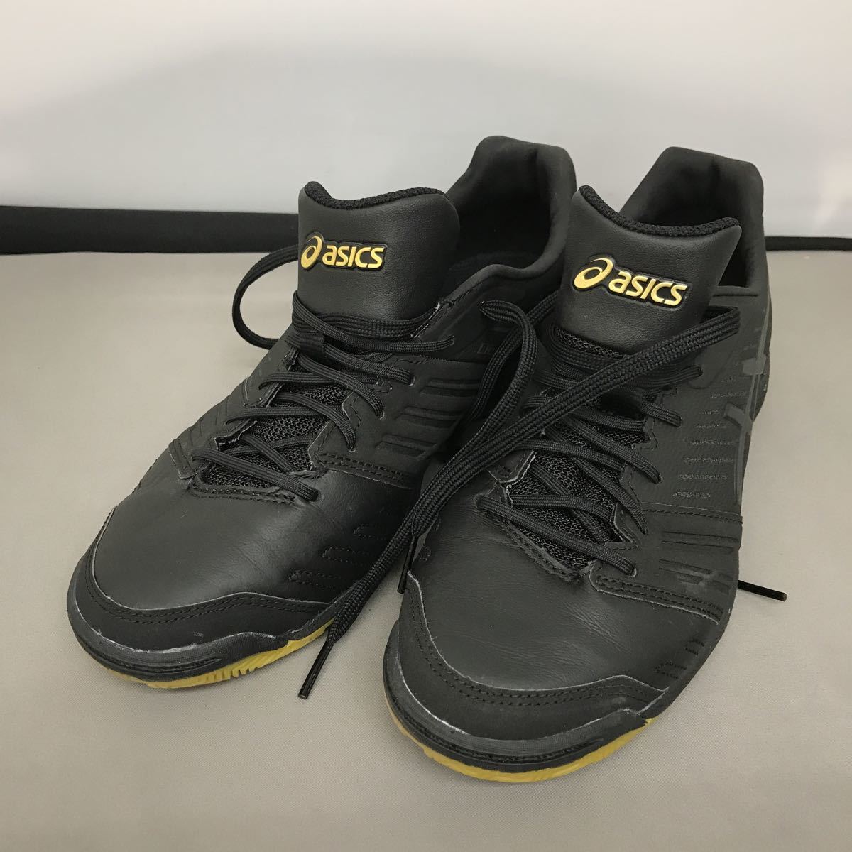 サ asics アシックス デスタッキ フットサルシューズ 1111A005 24.5cm 黒/ブラック 管理tk(24.5cm)｜売買されたオークション情報、yahooの商品情報をアーカイブ ...