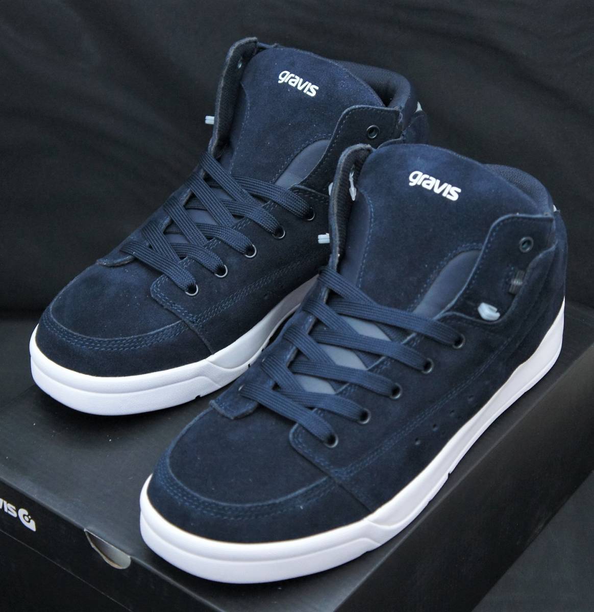 SALE US10.5 28.5cm GRAVIS グラビス TARMAC HC SUEDE タ―マック ハイ スエード NAVY/WHITE ネイビー/ホワイト 国内正規品 2(28.5cm ...