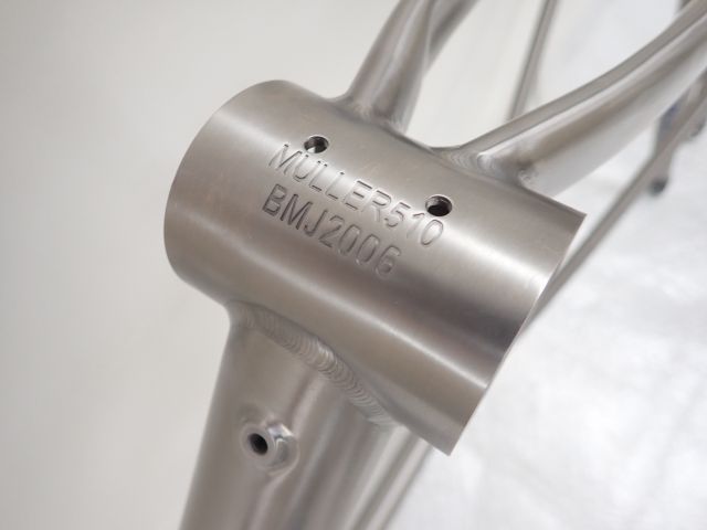 MULLER ミューラー BMJ シクロクロスフレーム サイズ51 チタン シルバー 定価42.4万 付属パーツ/元箱付 配送/直渡し可∴60228-1(フレーム)｜売買されたオークション情報 ...